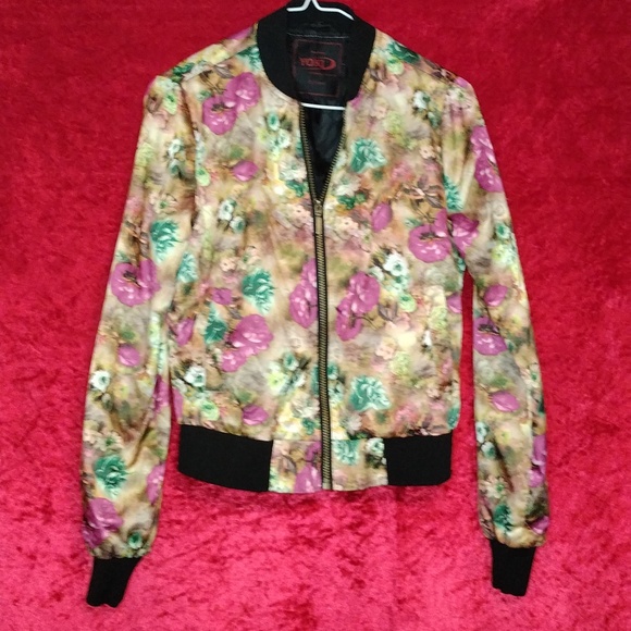 Yoki | Jackets & Coats | New York Yoki Small Floral Jacket Zip Up ...